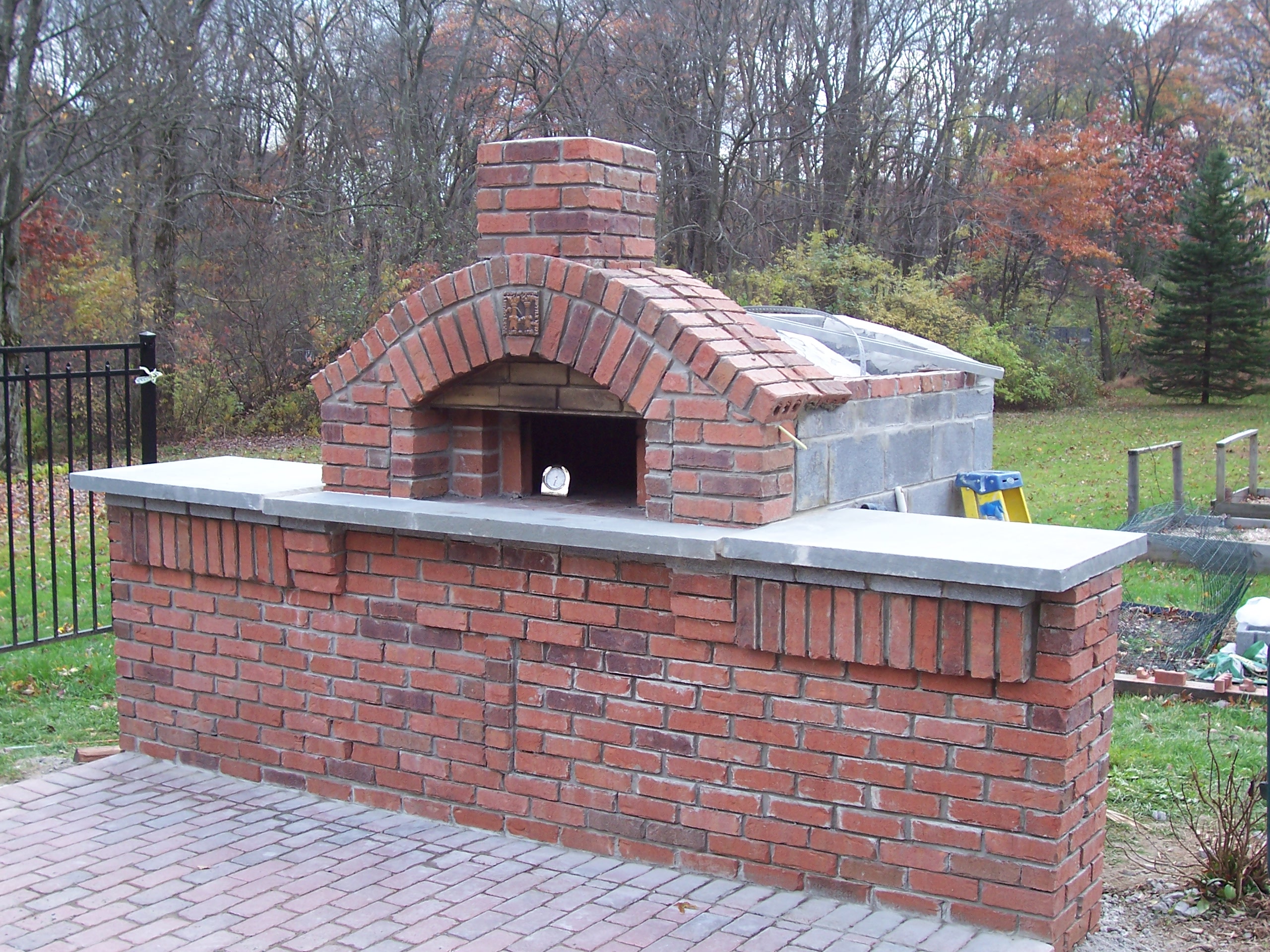 EricThornton.net - Brick Oven Construction Page